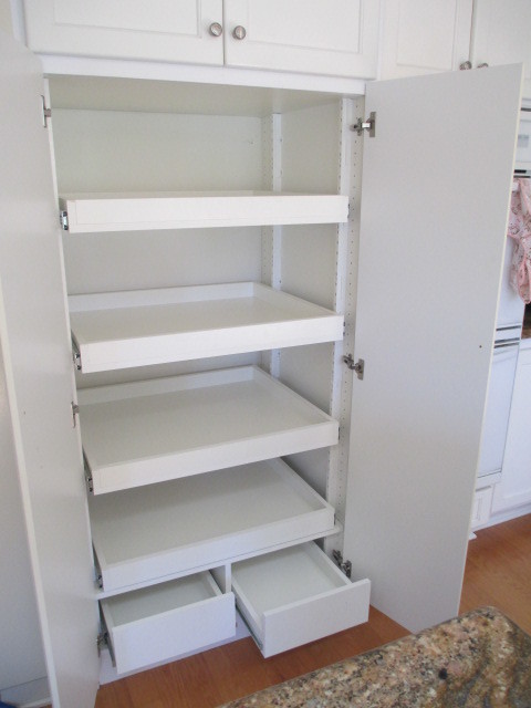 Pantry Nook - Modern - Kitchen - Los Angeles - by Closet Solutions | Houzz