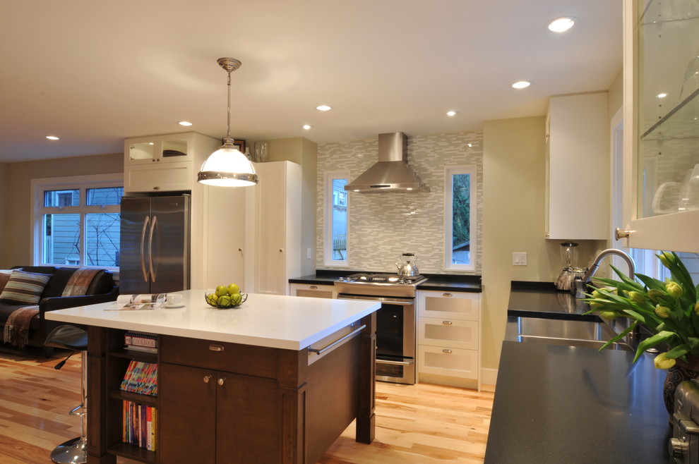 Parkside - Traditional - Kitchen - Vancouver - by CCI Renovations | Houzz