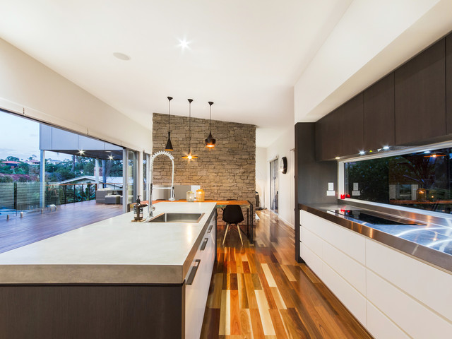 Peasant Street - Contemporary - Kitchen - Brisbane - by YKDesigns | Houzz