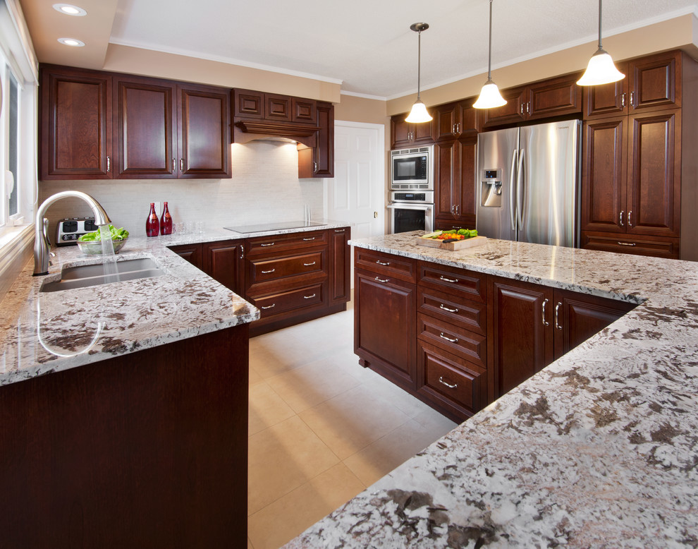 Pelletier Kitchen - Traditional - Kitchen - Ottawa - by Laurysen ...