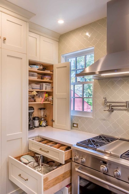 Perfectly Preserved - Traditional - Kitchen - Chicago - by PB Kitchen ...