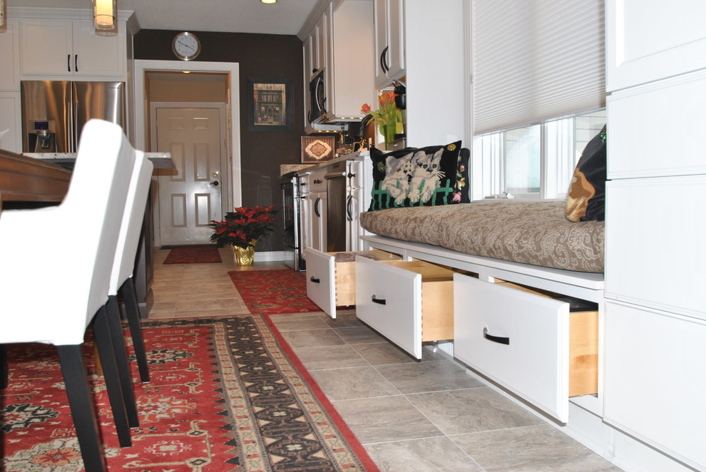 Perkins Kitchen - Kitchen - Minneapolis - by Kitchens Made Simple | Houzz