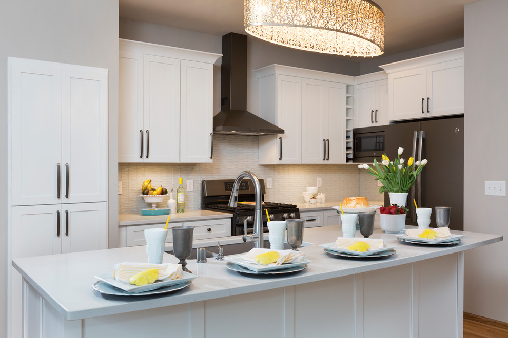 Phantom Lake Kitchen Extraordinaire - Transitional - Kitchen ...