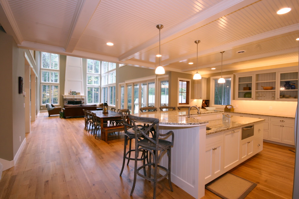 Pier Cove - Traditional - Kitchen - Grand Rapids - by Cottage Home, Inc ...