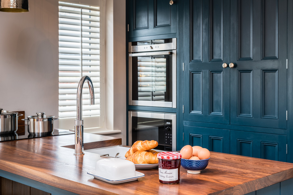 Pint-sized & perfect kitchen! - Traditional - Kitchen - Other - by Hill ...