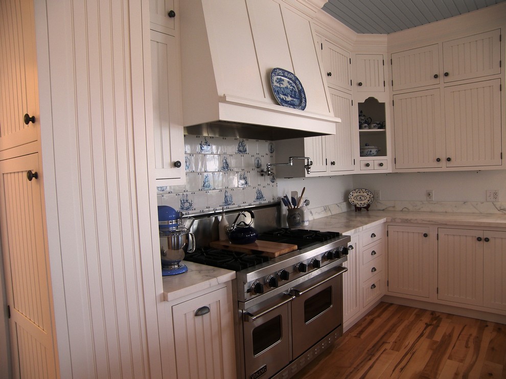 Plain & Fancy Custom Cabinetry - Eclectic - Kitchen - Detroit - by ...