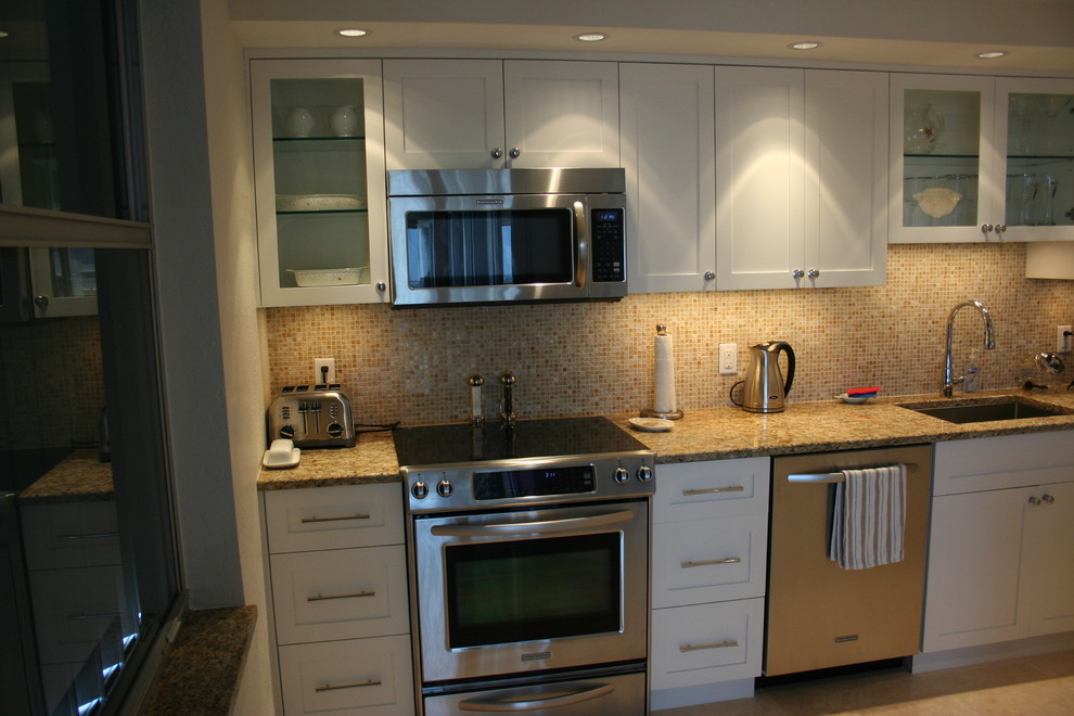 Plaza East and South - Contemporary - Kitchen - Miami - by Amazon ...