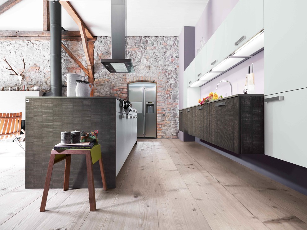 Plinthe Kitchen Collection - Contemporary - Kitchen - London - by ...