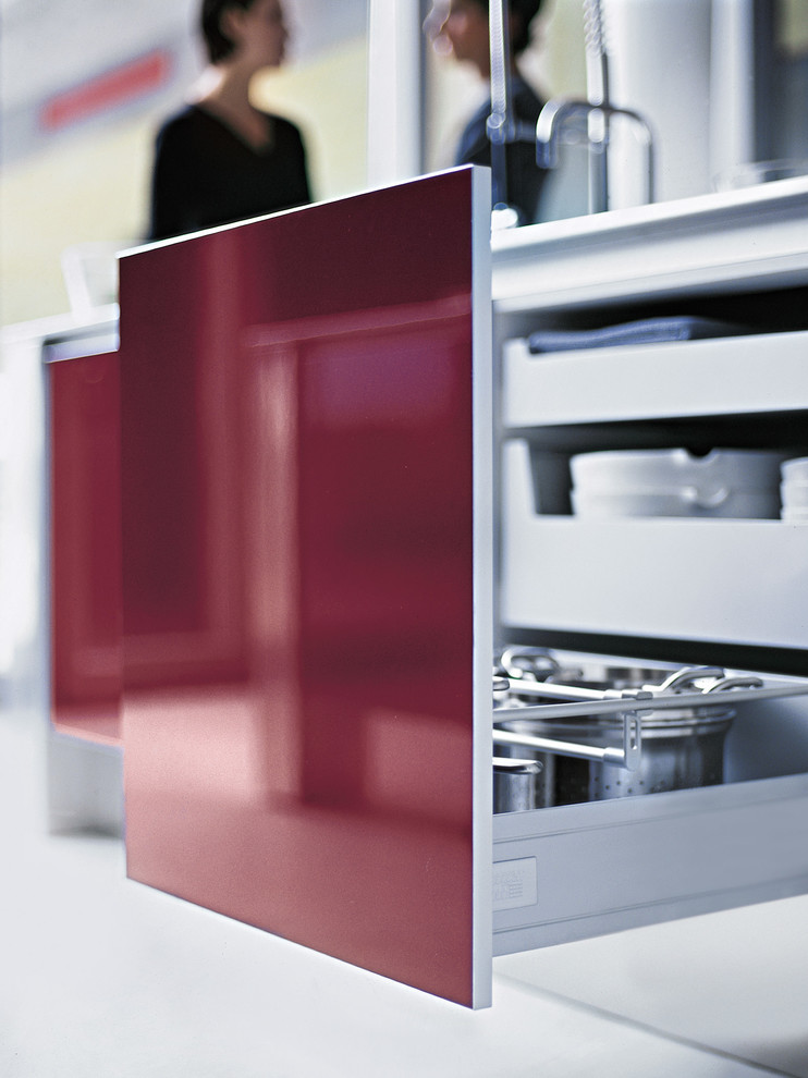 Poggenpohl Interior Drawer and Pullouts - Contemporary - Kitchen ...