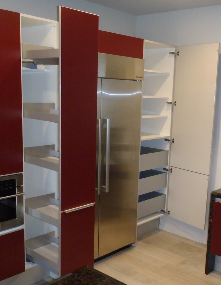 Poggenpohl Interior Pullouts and Pantry - Contemporary - Kitchen ...