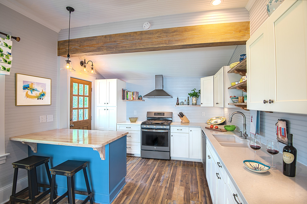 Pollock Street Historic Home - Farmhouse - Kitchen - Raleigh - by Bender Remodeling, Inc. | Houzz
