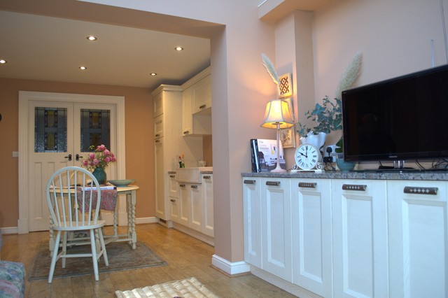 Poppy - Eclectic - Kitchen - Other - by Vama Kitchens & Interiors ...