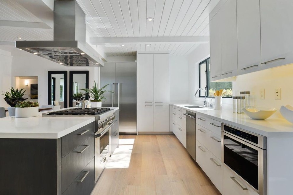 Portola Valley Modern Renovation - Floresta Way - Transitional ...