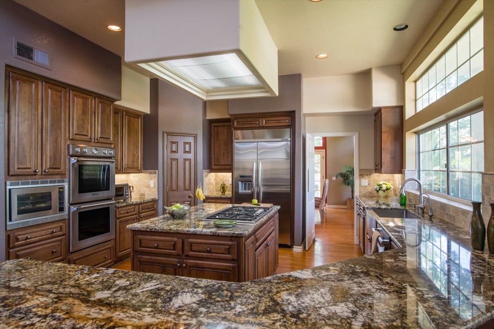 Poway, California Kitchen Design & Fireplace Surround - Classique ...