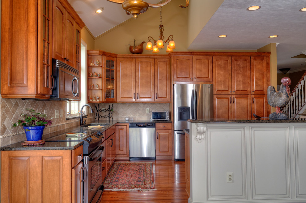 Powell Condo Kitchen Update - Traditional - Kitchen - Columbus - by ...