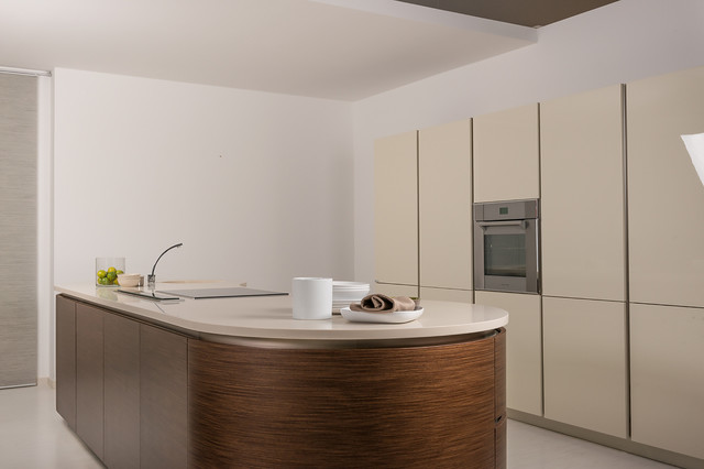 Preston Modern Kitchen - Modern - Kitchen - Charlotte - by Hans Krug ...