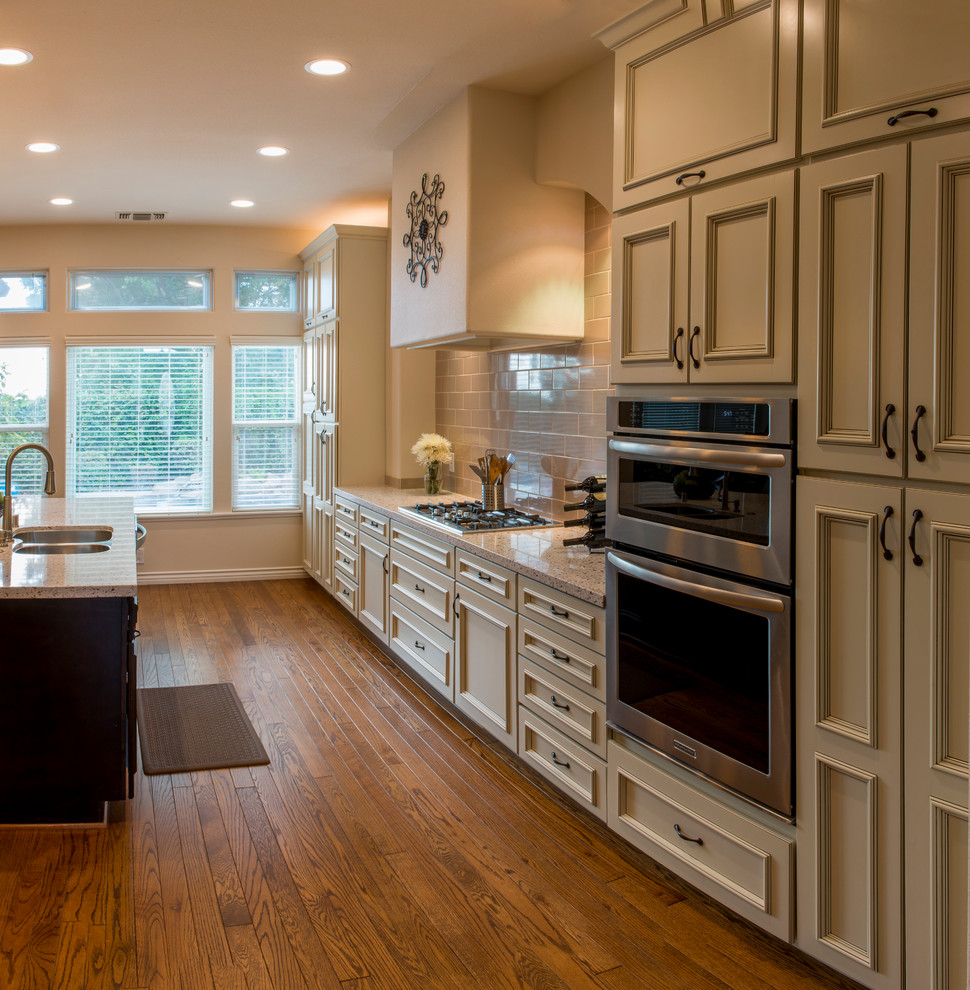 Primavera - Traditional - Kitchen - Sacramento - by Kathleen Jennison ...