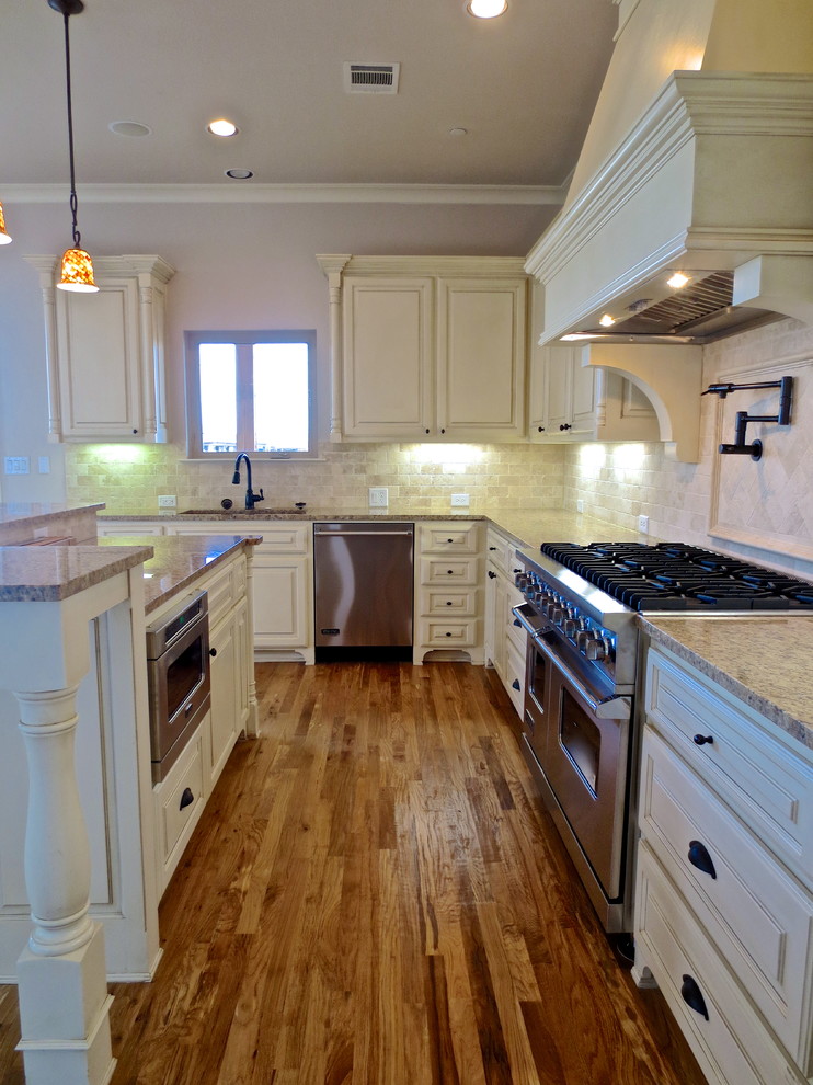 Princeton, Texas Lake House - New Build - Traditional - Kitchen ...