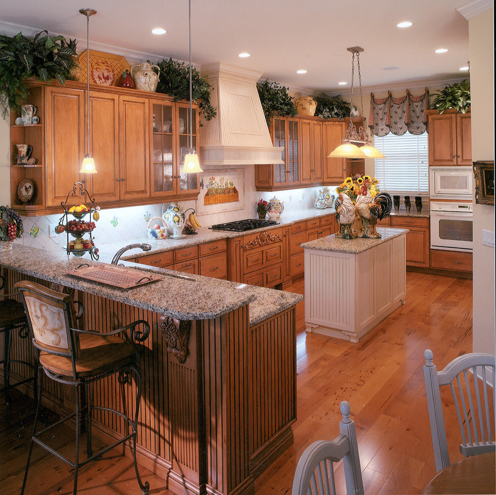 Private Residence 8 - Traditional - Kitchen - Orlando - by Niemann ...