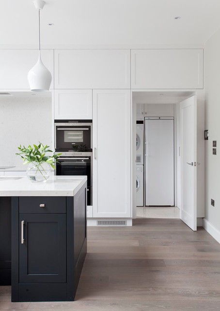 Proby Square - Modern - Kitchen - Dublin - by Woodale | Houzz AU