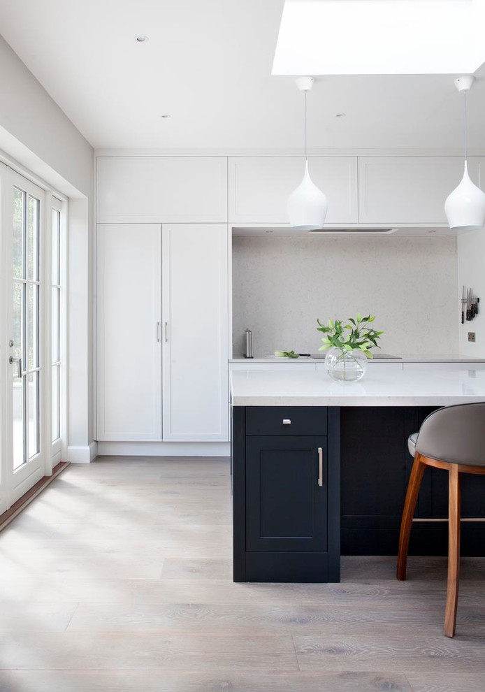 Proby Square - Modern - Kitchen - Dublin - by Woodale | Houzz