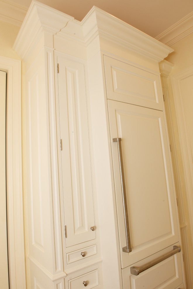 Purchase Residence Butler's Pantry Millwork - Traditional - Kitchen ...