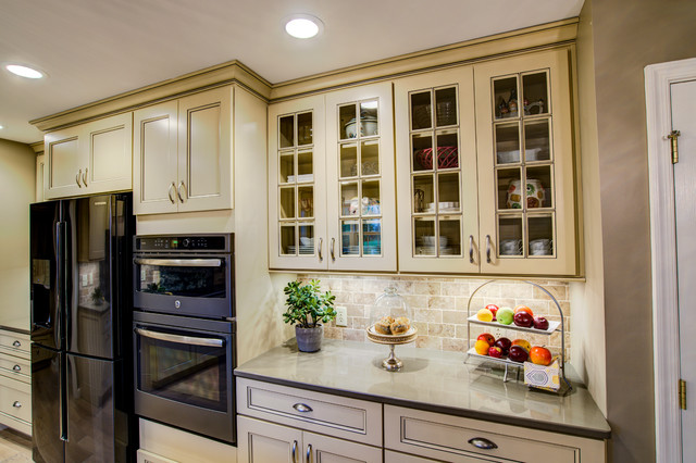 Pyramid Award-Winning Kitchen Design - Traditional - Kitchen - Other ...