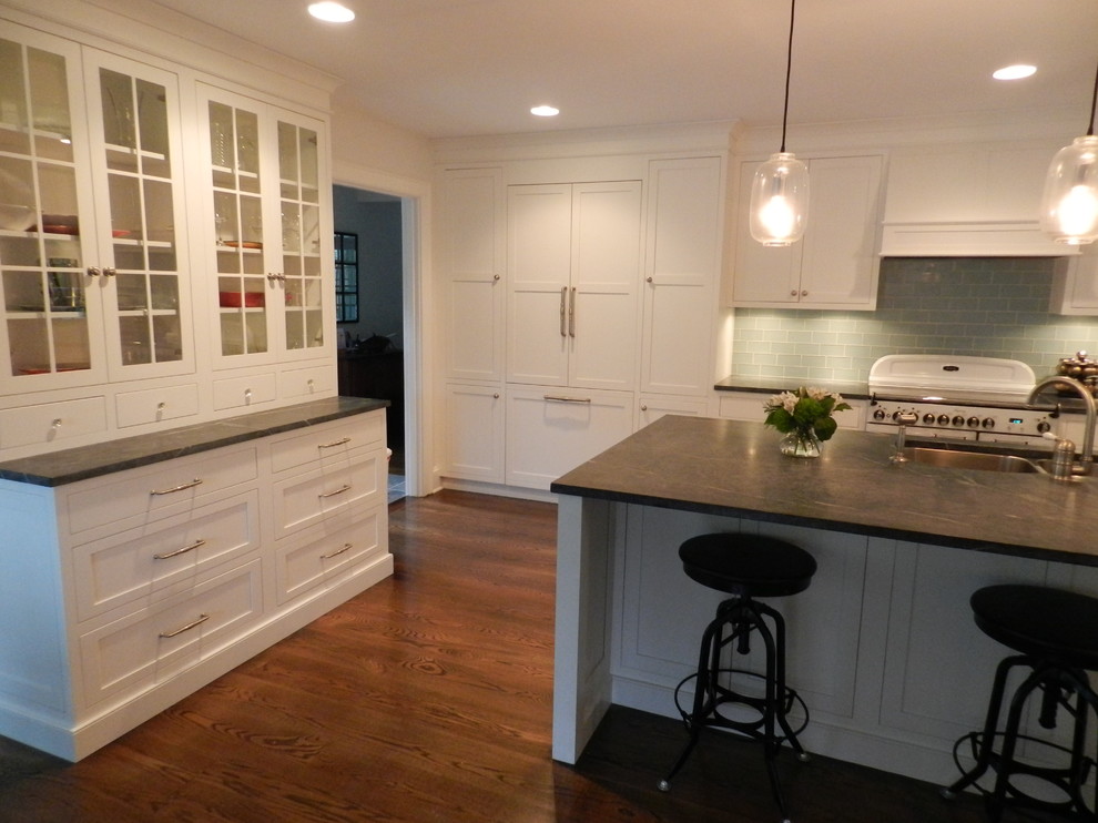 Quaker Hill Farmhouse - Traditional - Kitchen - New York - by Jeanine ...