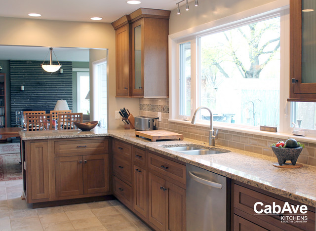 Quarter Sawn Oak Kitchen with Matching Bar Area - Kitchen - New York ...