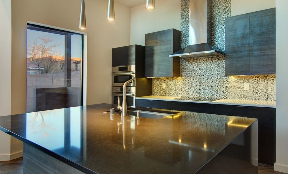 Quartz Kitchens - Modern - Kitchen - Albuquerque - by Sandia Marble | Houzz