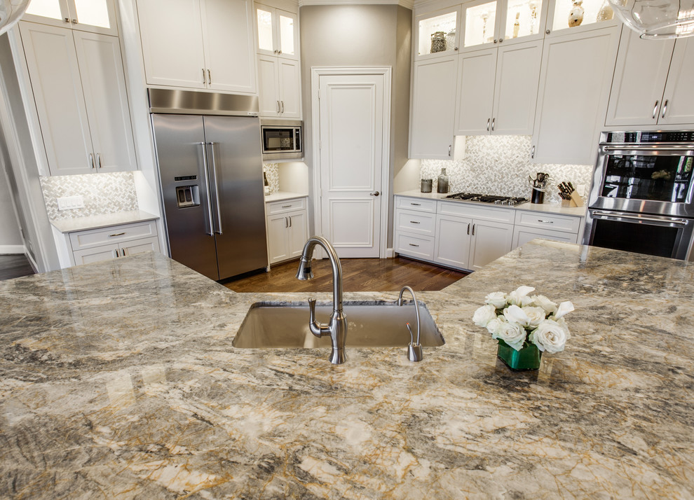 Quartzite Cielo Kitchen - Transitional - Kitchen - Dallas - by Aria ...