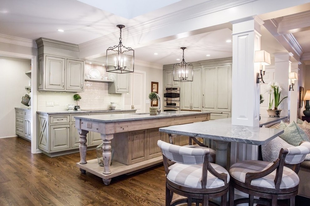 Queen Anne - Transitional - Kitchen - Cleveland - by Ashleigh Clark ...