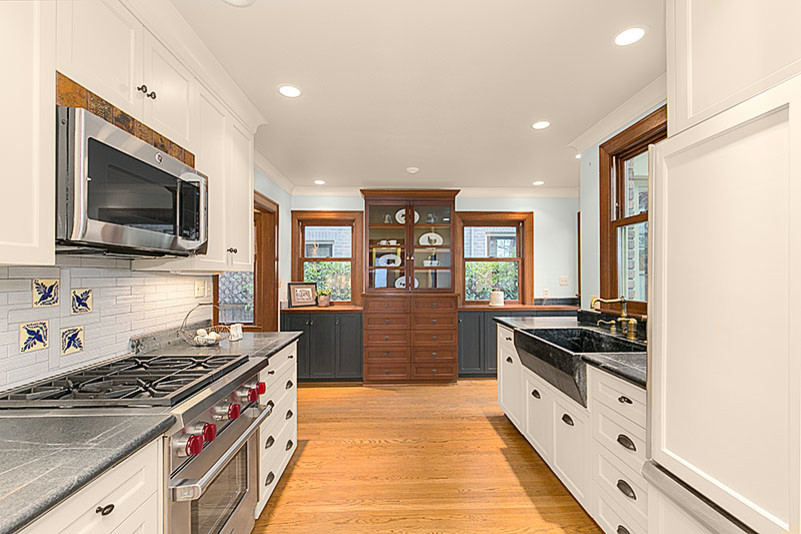 Queen Anne Brick Colonial - Kitchen - Seattle - by Seattle Staged to ...