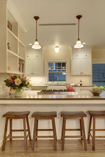 Queen Anne home - kitchen - Traditional - Kitchen - Seattle - by Logan ...