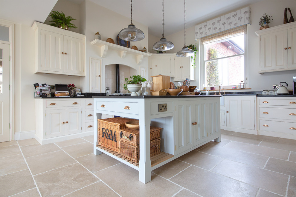 Quintessential Country Kitchen: Allier Rustique French Limestone ...