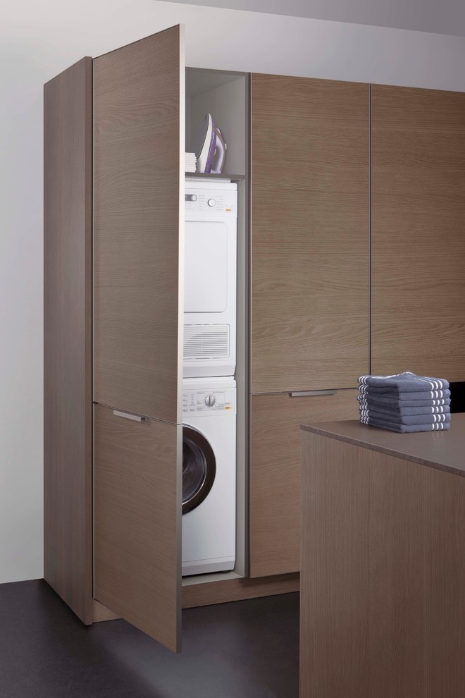 Raised Metal Frame - Modern - Kitchen - San Francisco - by Leicht Haus ...