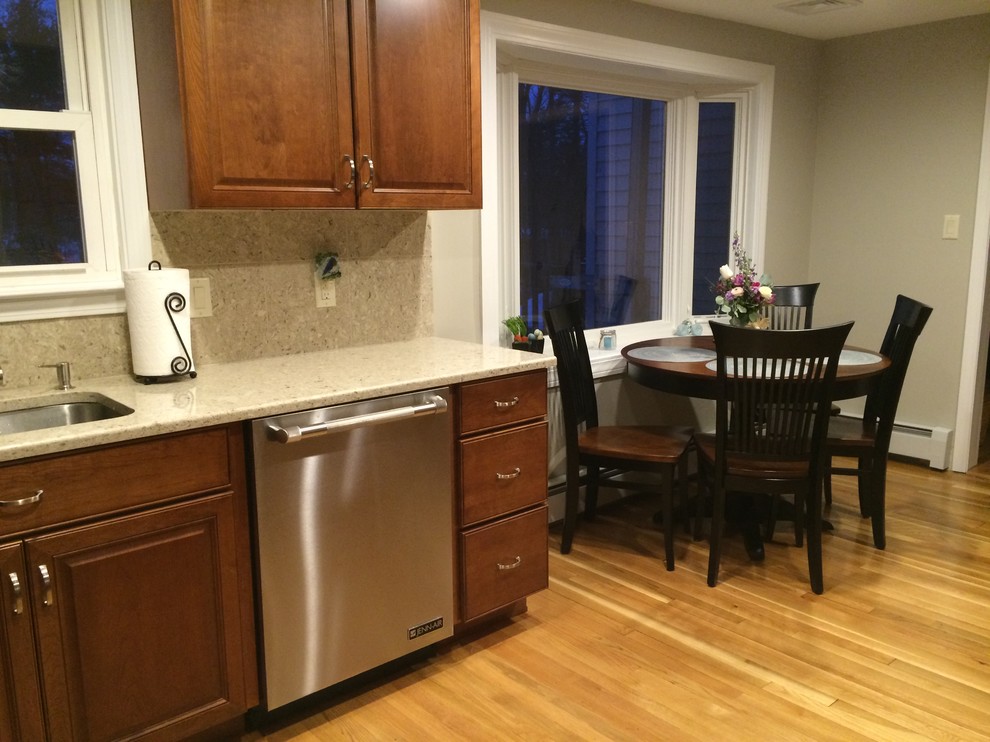 Raised Ranch - Traditional - Kitchen - Boston - by Duncan Kitchen ...