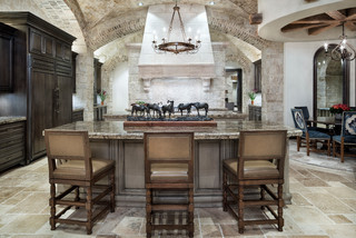 Ranch House - Mediterranean - Kitchen - Austin - by JAUREGUI ...