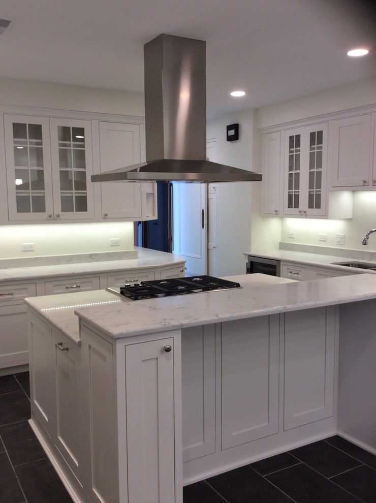Range Hood Over Kitchen Island - Traditional - Kitchen - Chicago - by ...