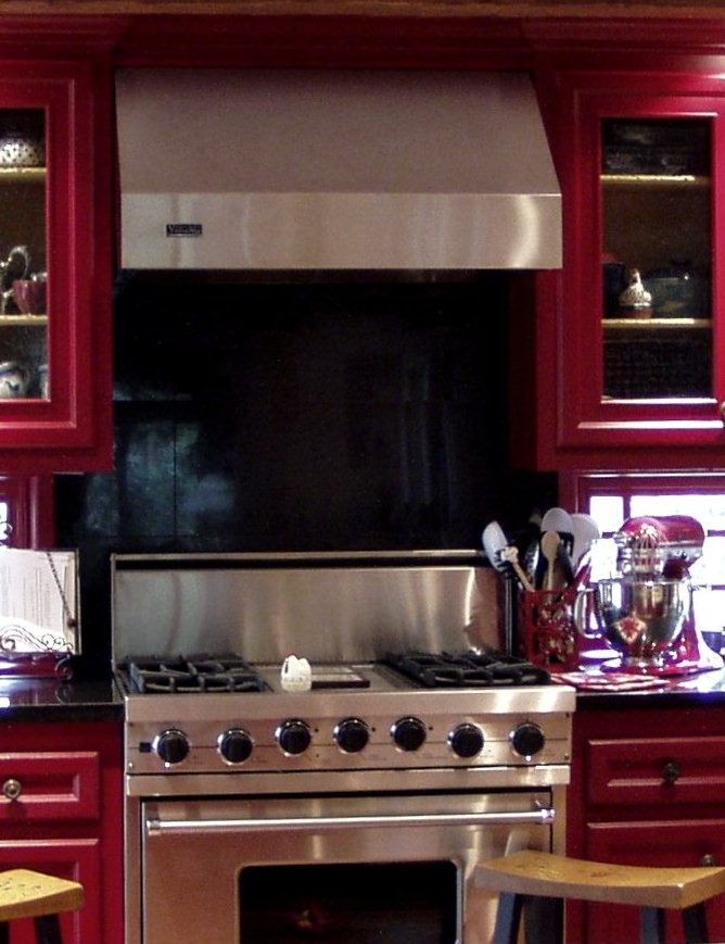 Red Country Kitchen - Farmhouse - Kitchen - Houston - by Gryphon ...
