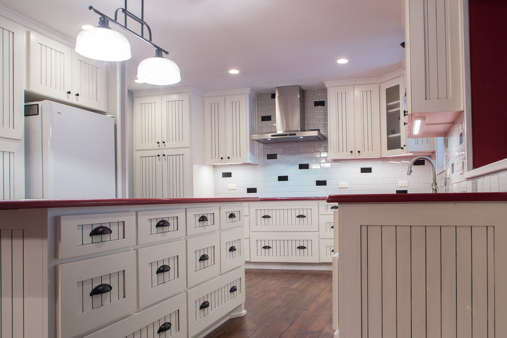 Red Kitchen - Farmhouse - Kitchen - Austin - by Karen Childress Designs ...