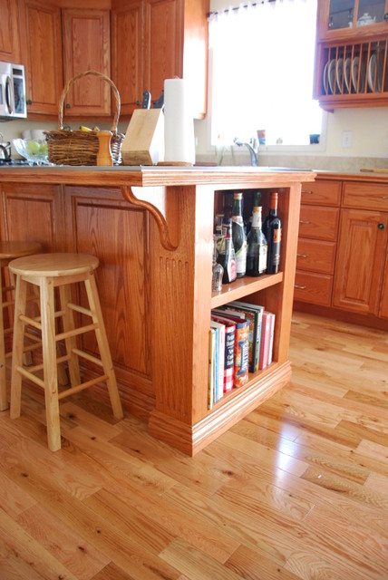 Red Oak Kitchen - Traditional - Kitchen - Toronto - by Craftsmen Gruppe ...