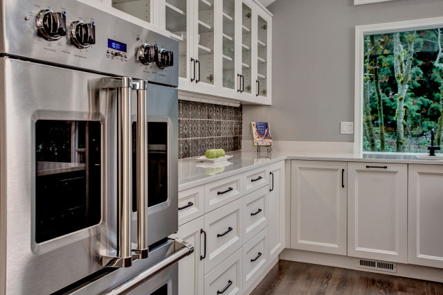 Redmond Kitchen and Main Floor Redo - Transitional - Kitchen - Seattle ...