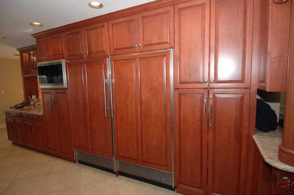 Ref. Panels - Traditional - Kitchen - New York - by carefree kitchens ...