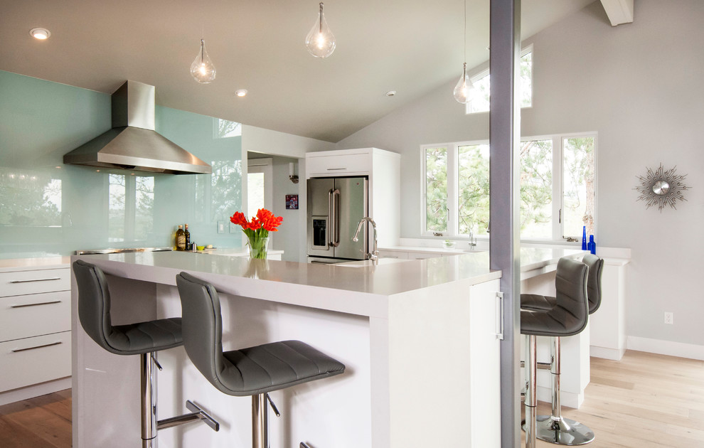 Reflective Green Teal Backsplash - Contemporary - Kitchen - Boise - by ...