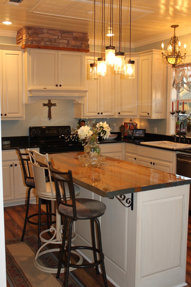 Remodel - Farmhouse - Kitchen - Austin - by Acadian Builders | Houzz