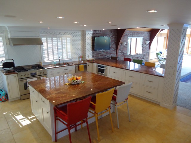 Renovation of a pool house kitchen - Contemporain - Cuisine - Boston ...