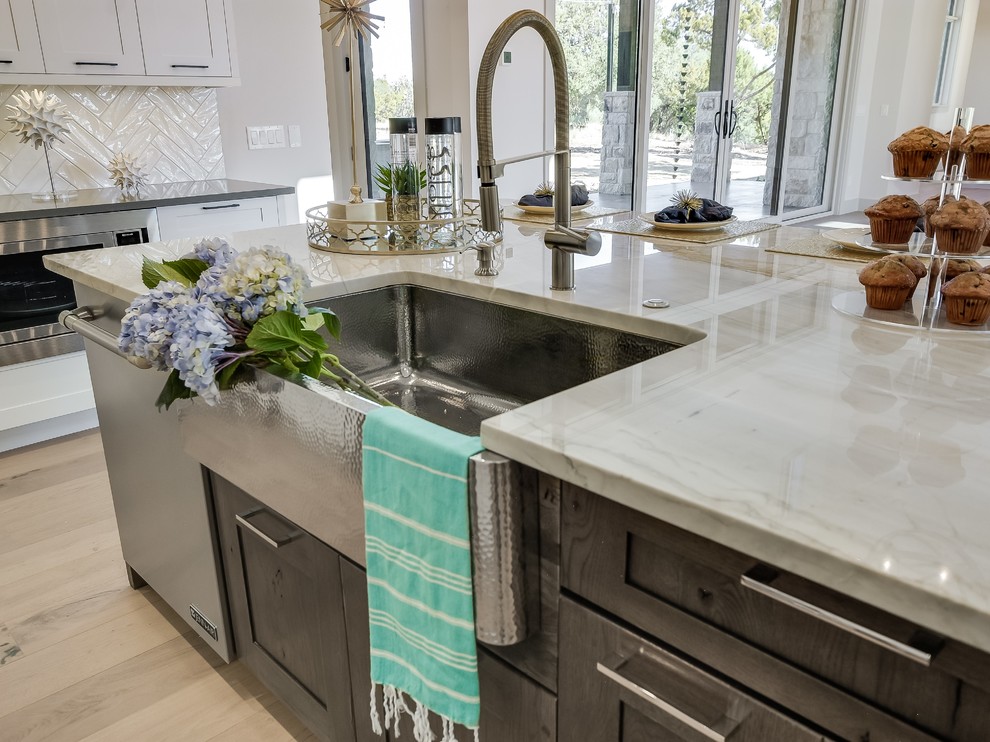 Reserve at Lake Travis - Kitchen - Modern - Kitchen - Austin - by ...