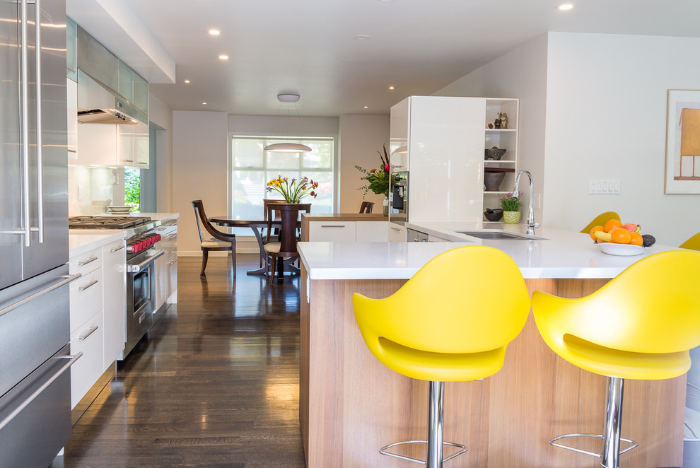 Residence in Ladner, designer Eva Kozikowska - Contemporary - Kitchen ...