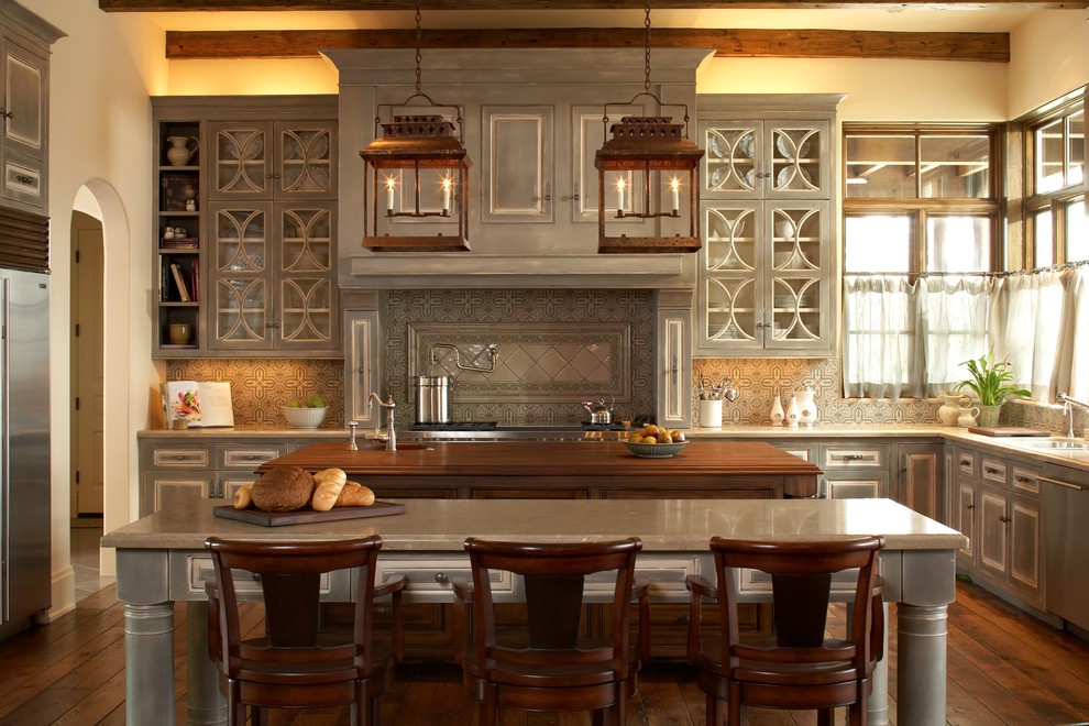 Restored Elegance - Traditional - Kitchen - Houston - by Slovack-Bass ...